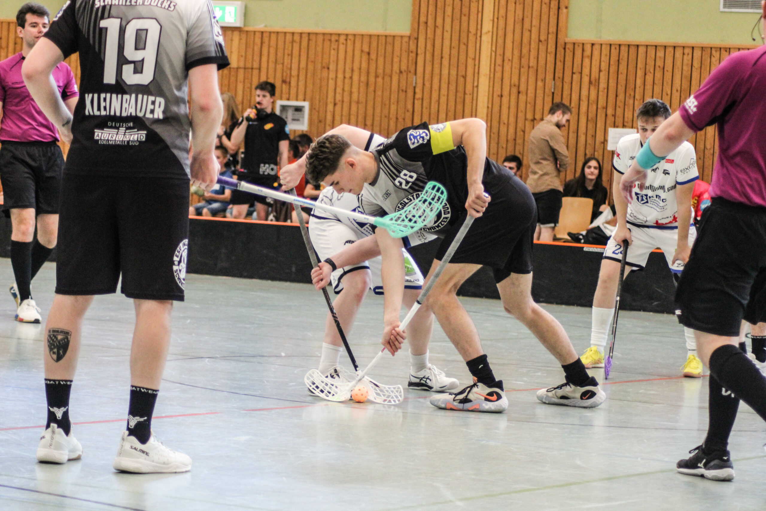 Saisonvorschau 23/24: Schanzer Ducks wollen in 2. FBL “voll angreifen ...