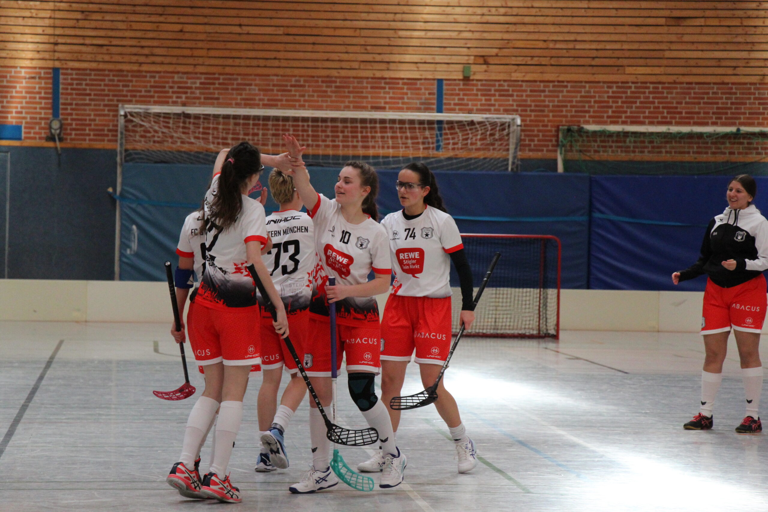 Bayerns Bundesligisten: FBC München legt gegen Red Hocks vor, Münchens ...